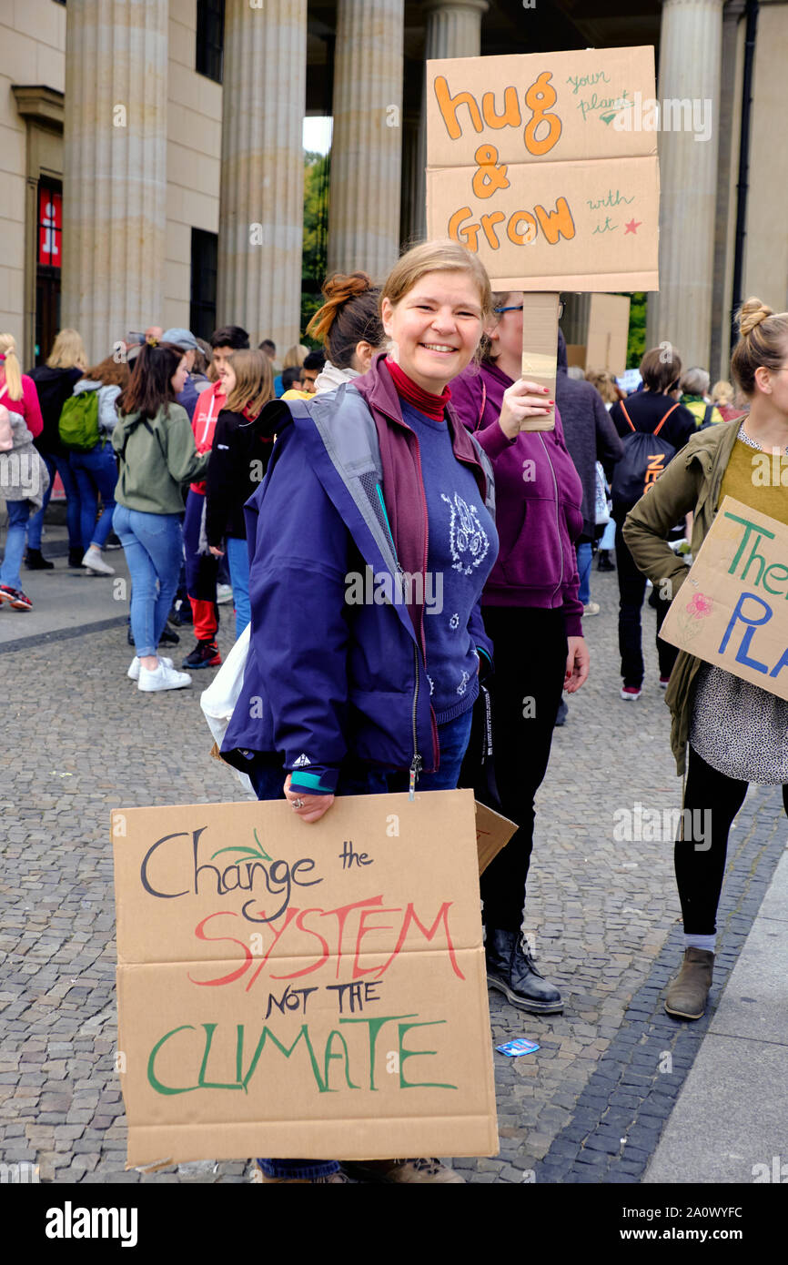 Rally slogan hi-res stock photography and images - Alamy