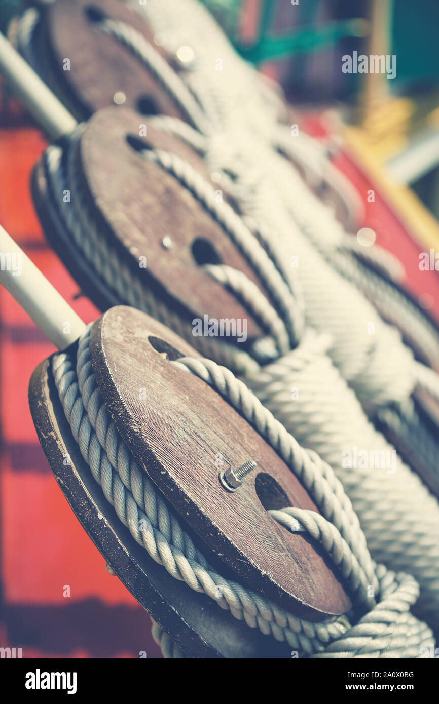 Old sailing wooden blocks rigging hi-res stock photography and images ...