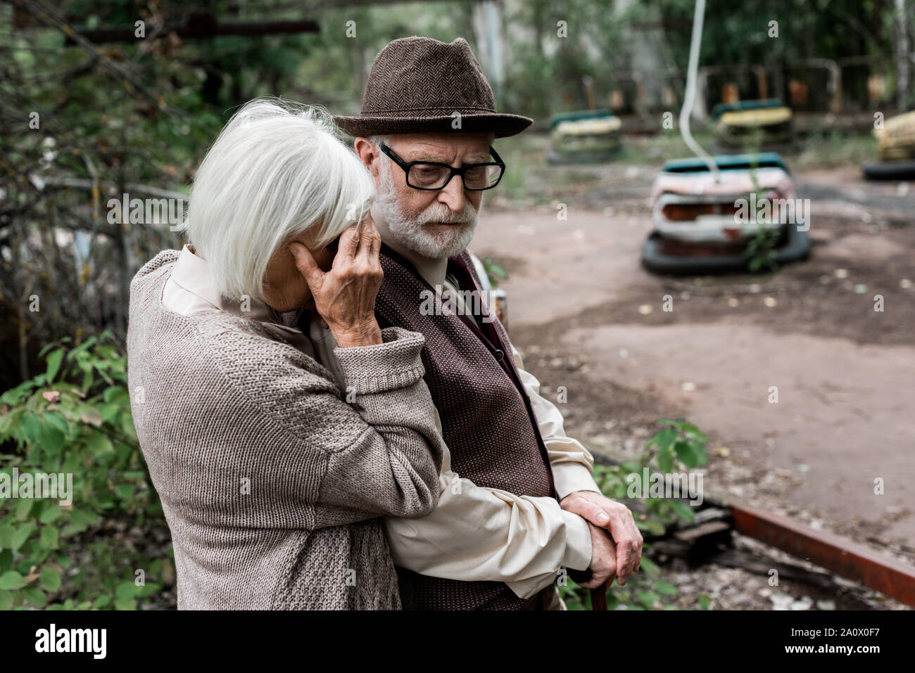 Upset senior woman outdoors hi-res stock photography and images - Alamy