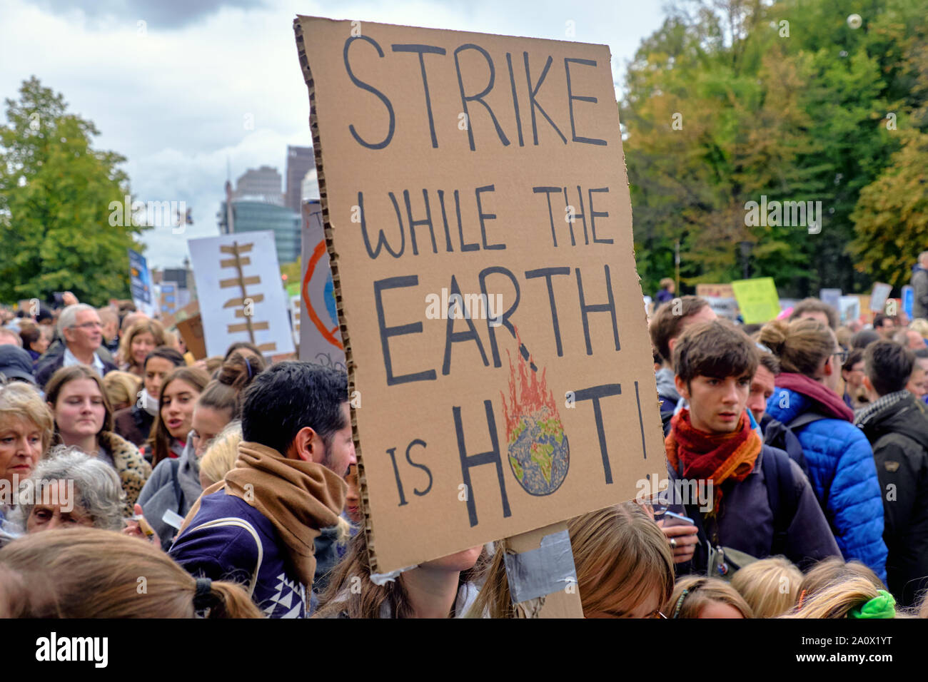Fridays for future berlin hi-res stock photography and images - Alamy