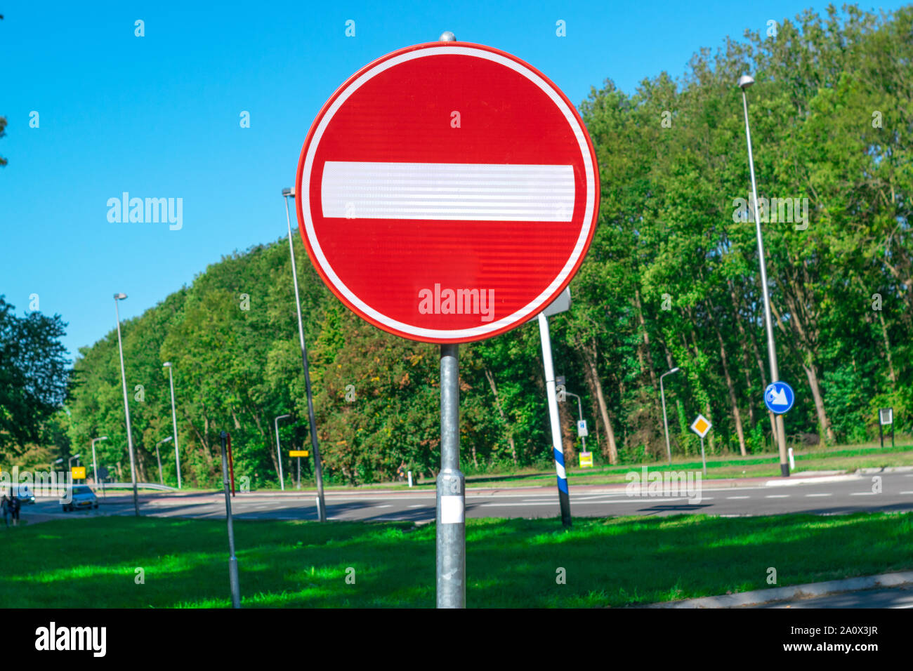 Dutch traffic sign: one way traffic Stock Photo - Alamy