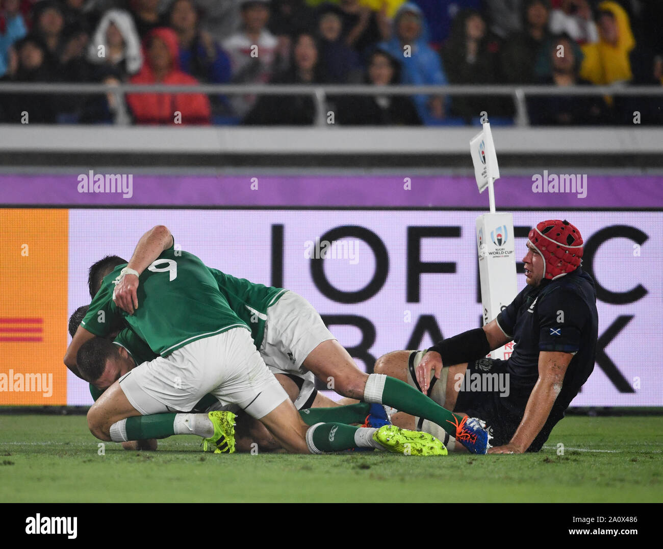 Ireland's Andrew Conway scores his sides fourth try as they pick up a ...