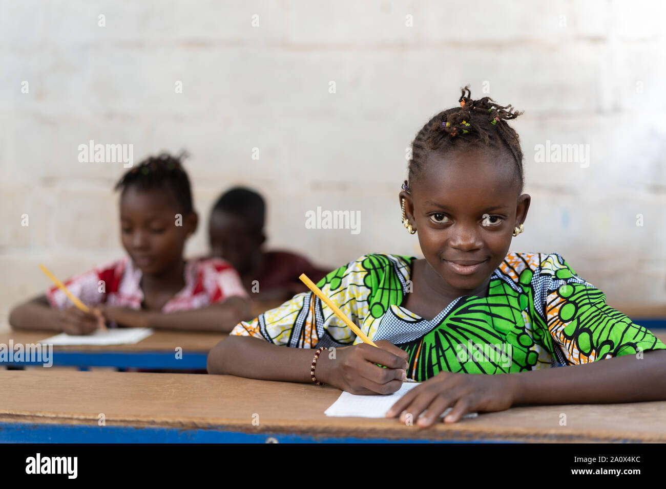 African woman working class hi-res stock photography and images - Alamy