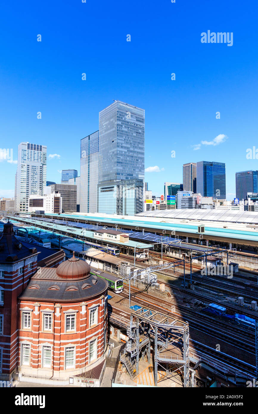 Tokyo, Marunouchi. Corner of Tokyo Station building, behind that ...