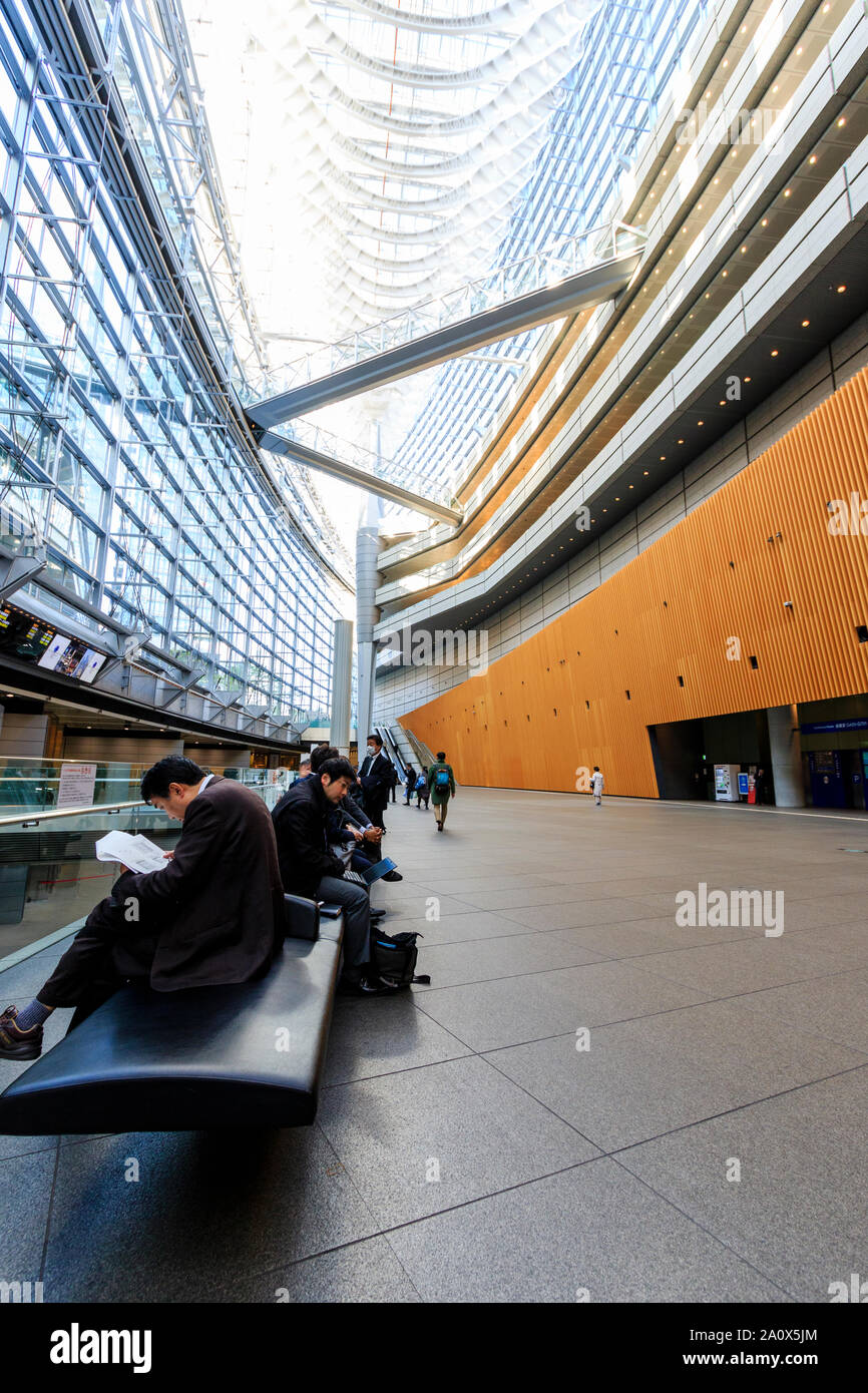 Tokyo International Forum. Interior. View along the lobby Gallery with ...
