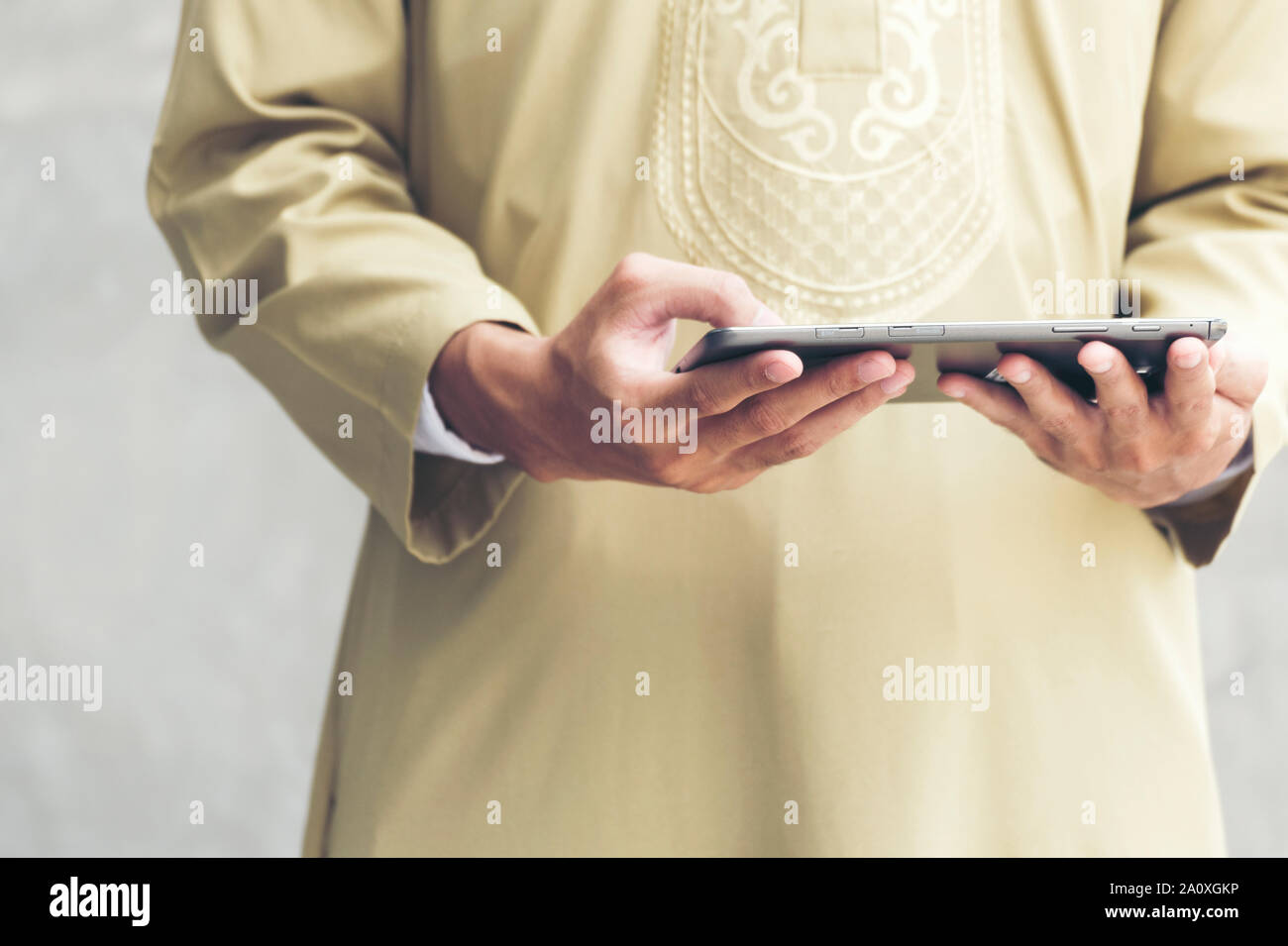 Modern arab man hi-res stock photography and images - Alamy