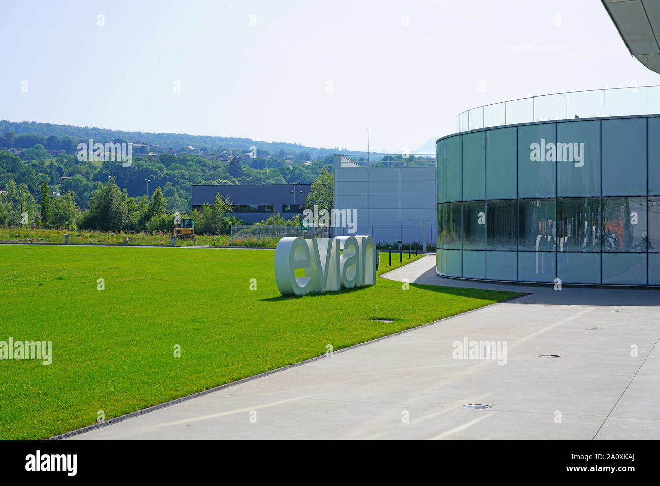 Mineral spring water geneva hi-res stock photography and images - Alamy
