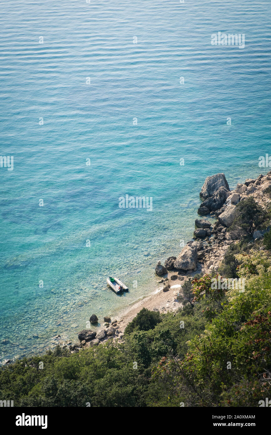 Remote beach hi-res stock photography and images - Alamy