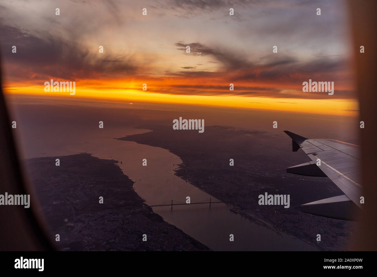 Beautiful sunset from airplane view hi-res stock photography and images ...