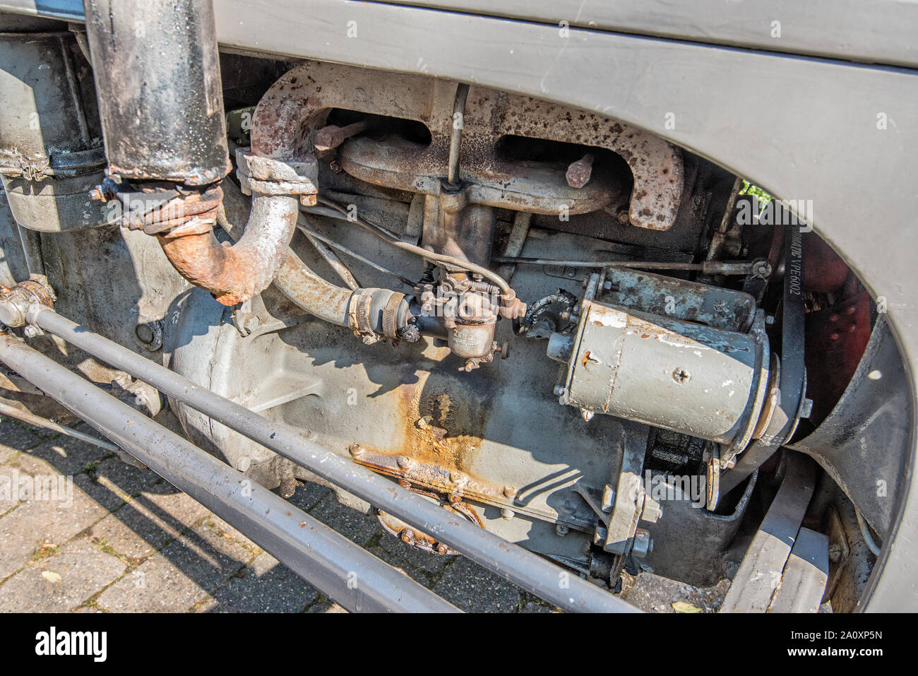 Massey ferguson tef 20 tractor hi-res stock photography and images - Alamy