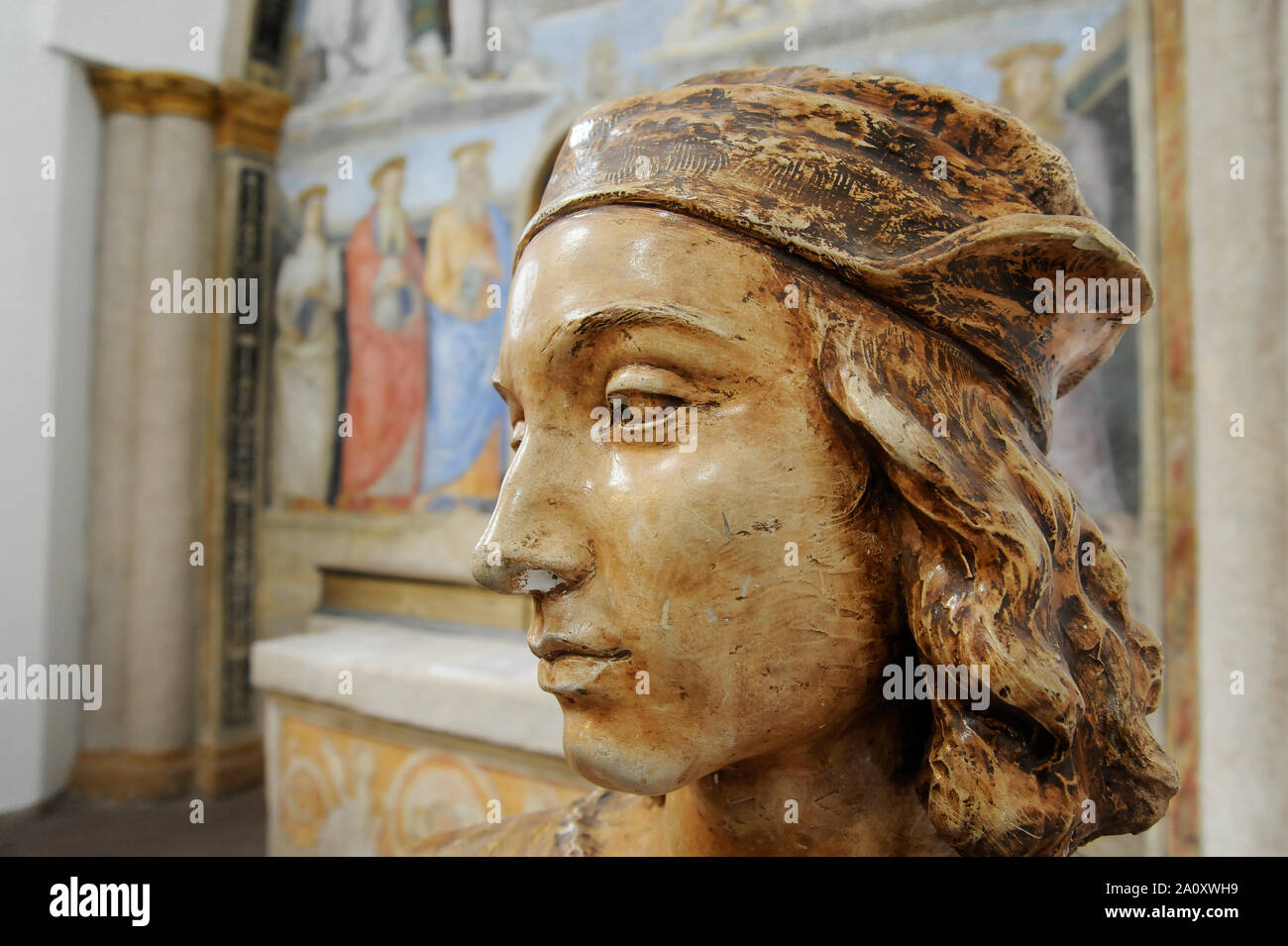 Statue of painter raphael hi-res stock photography and images - Alamy