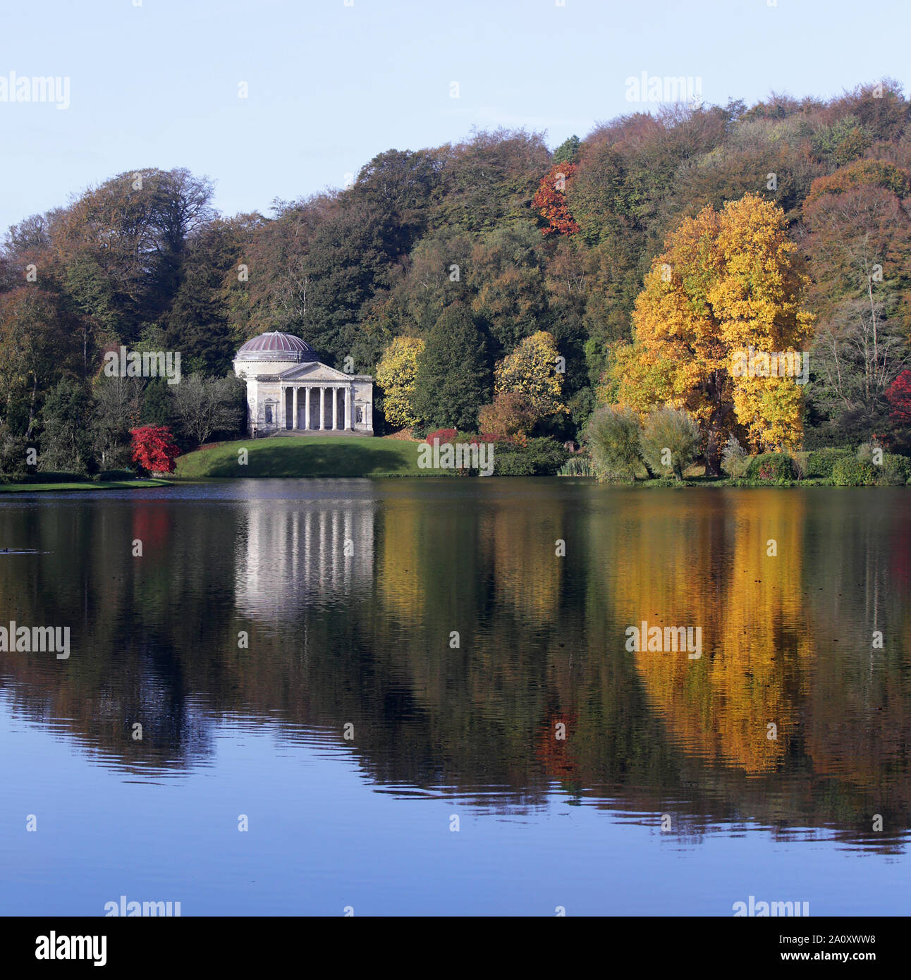 Stourhead autumn hi-res stock photography and images - Alamy