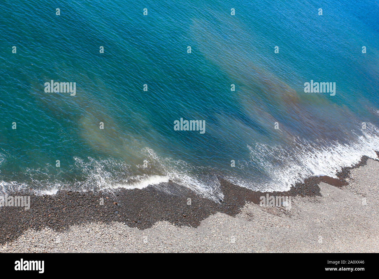 Blue Atlantic Ocean surf top view on the beach Stock Photo - Alamy