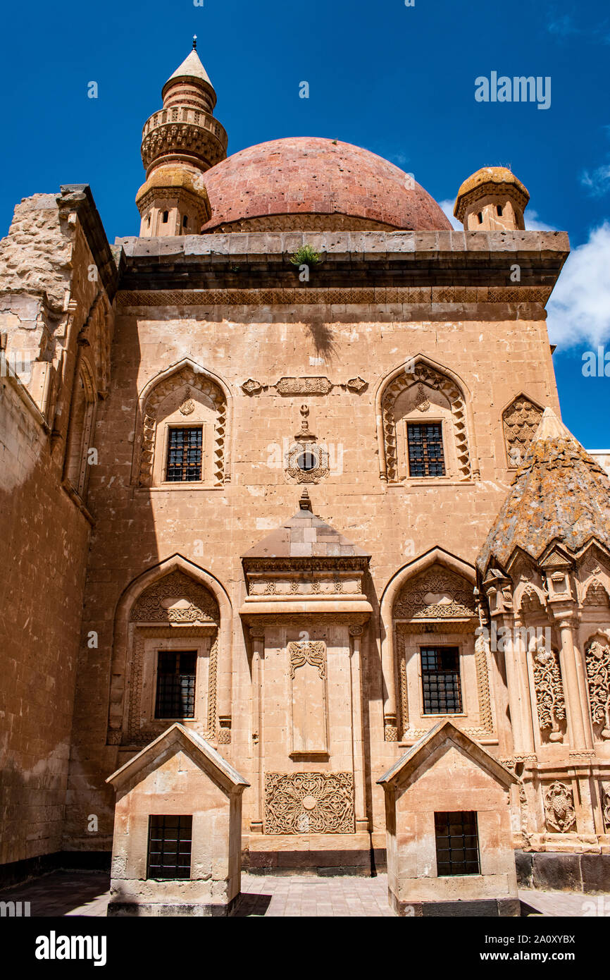 Semi dome hi-res stock photography and images - Alamy