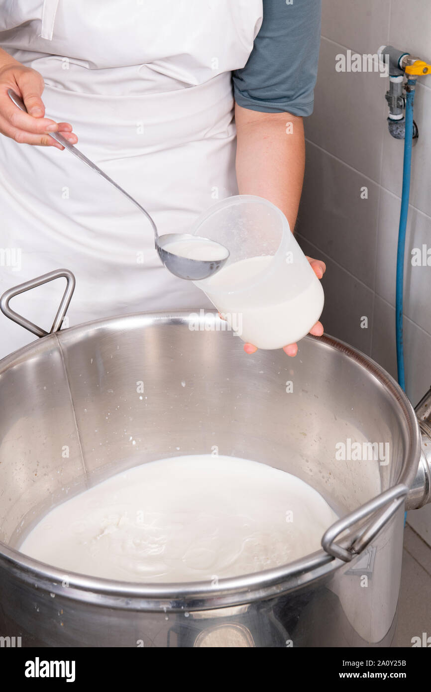 Traditional rennet hi-res stock photography and images - Alamy