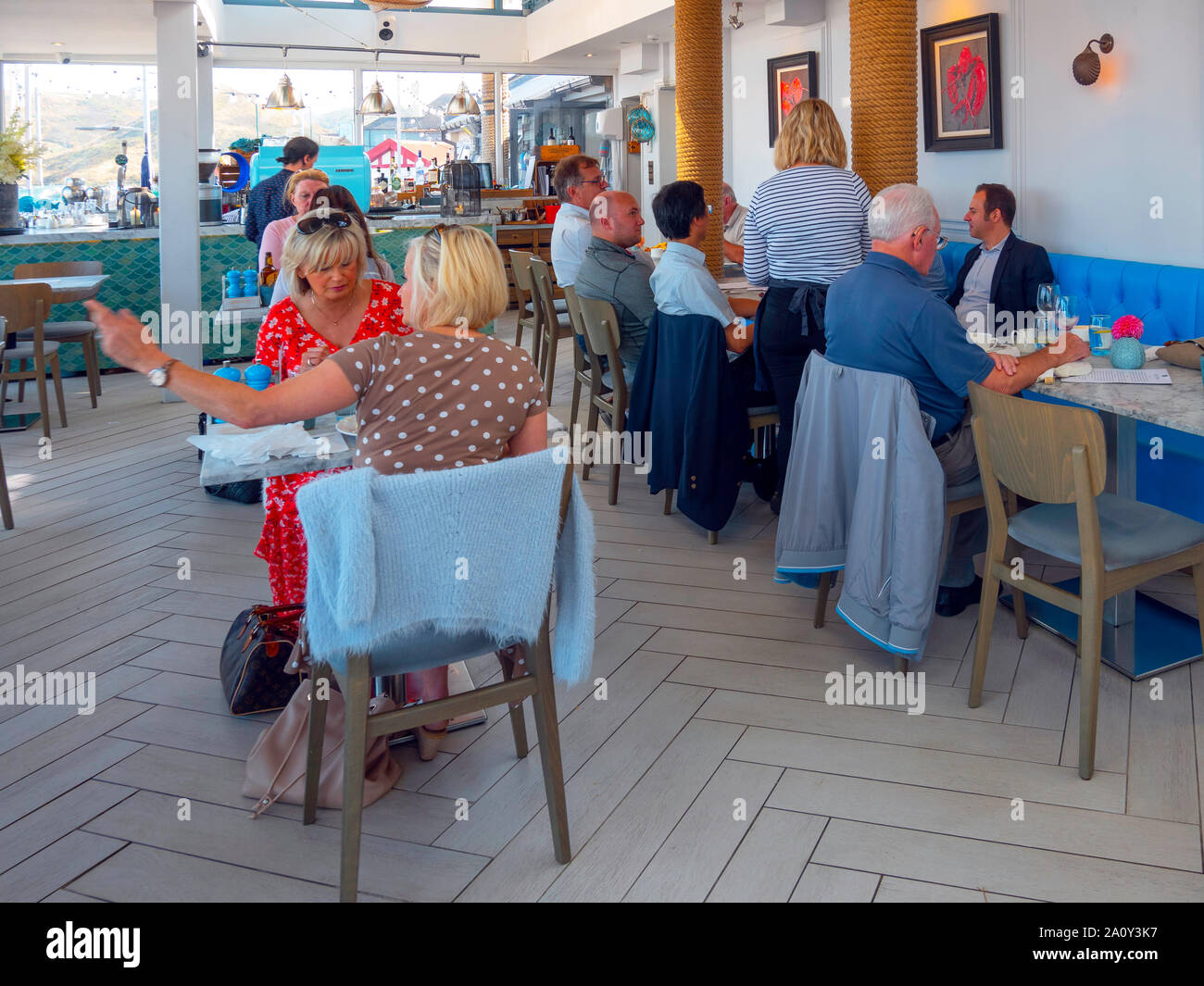 Saltburn by the sea fish and chip restaurant hi-res stock photography ...