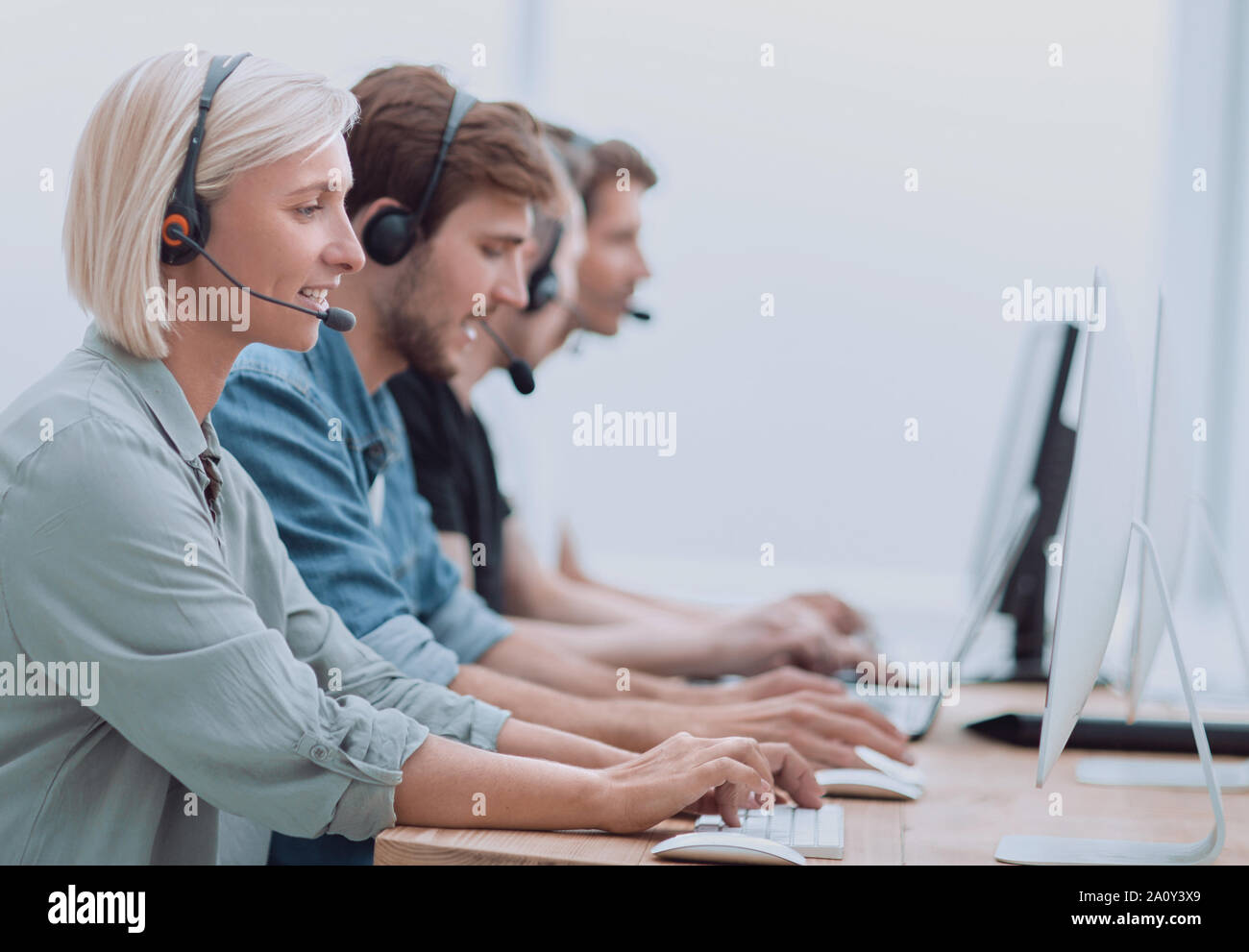 Customer teleservices hi-res stock photography and images - Alamy