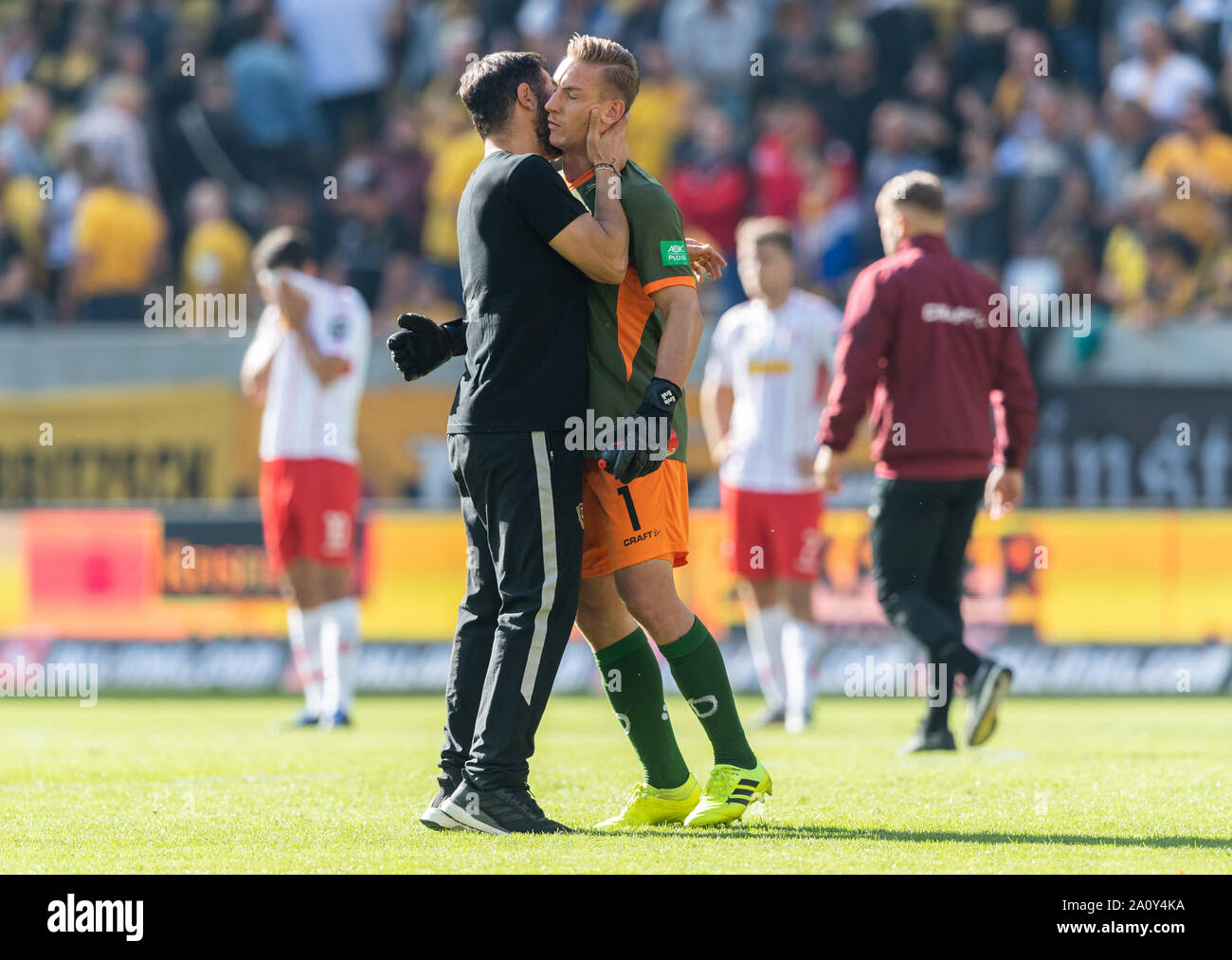 Kevin broll hi-res stock photography and images - Alamy