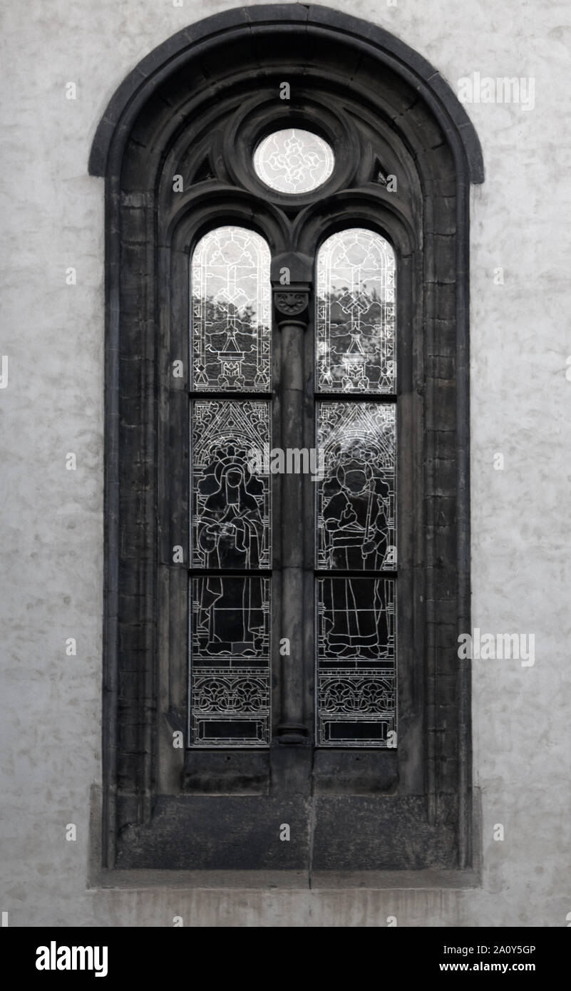 Elbow lining hi-res stock photography and images - Alamy