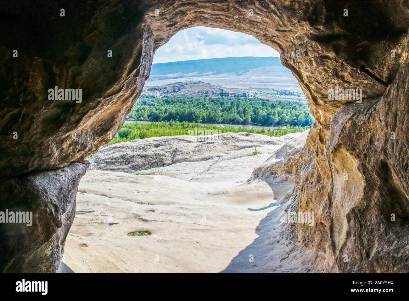 Prehistoric cave dwelling hi-res stock photography and images - Alamy