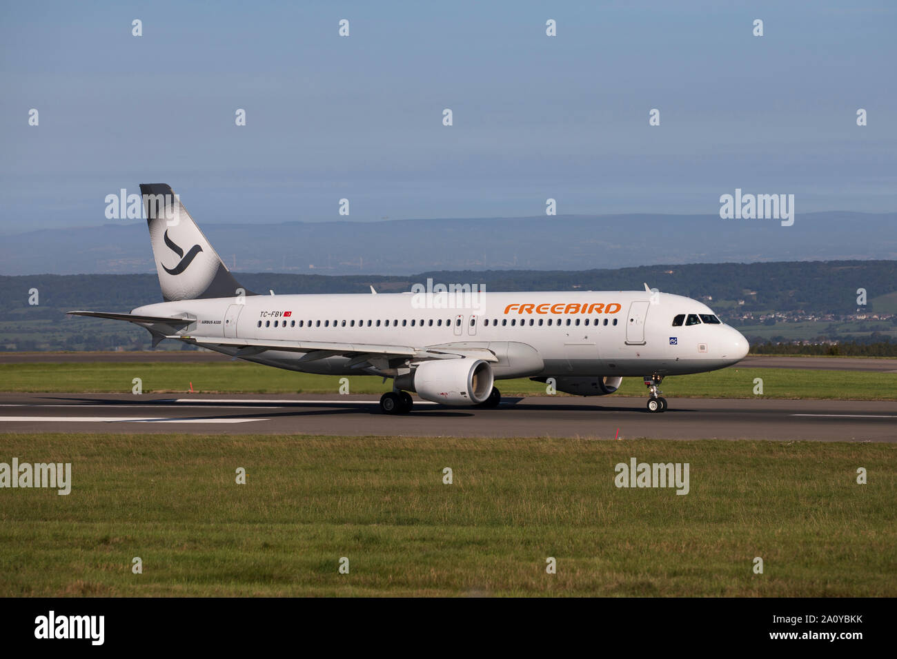 FreeBird TC-FBV, Airbus A320-214, On the runway at Bristol Airport ...