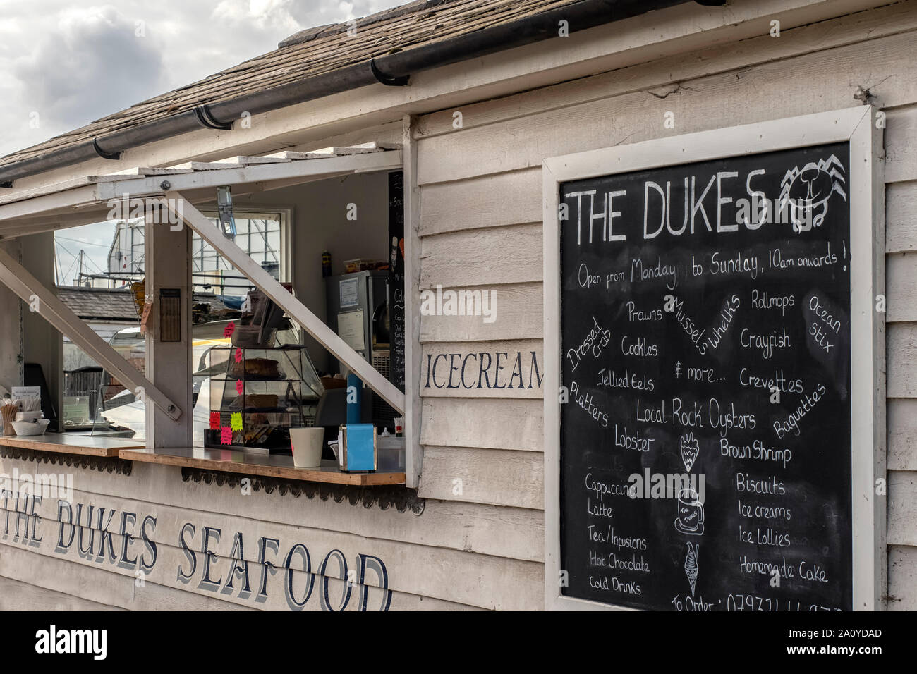 WEST MERSEA, ESSEX, UK - AUGUST 31, 2018: The Dukes Seafood Shack with ...