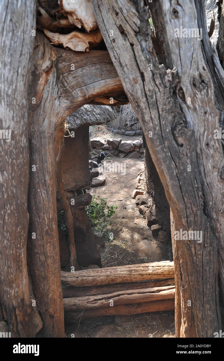 Dorze house structure hi-res stock photography and images - Alamy