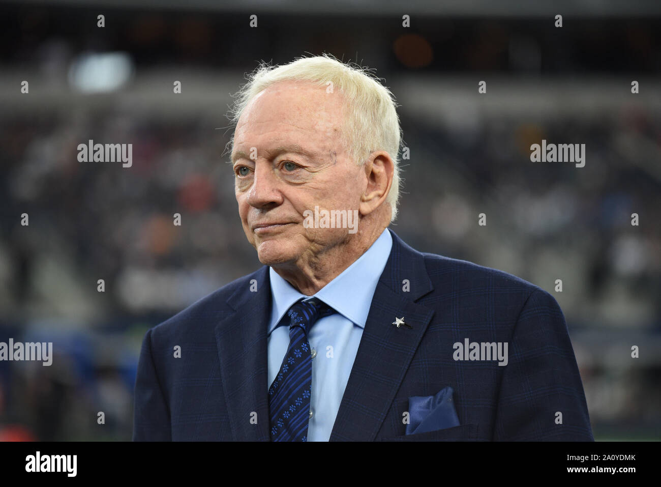 Jerry jones owner dallas cowboys hi-res stock photography and images ...