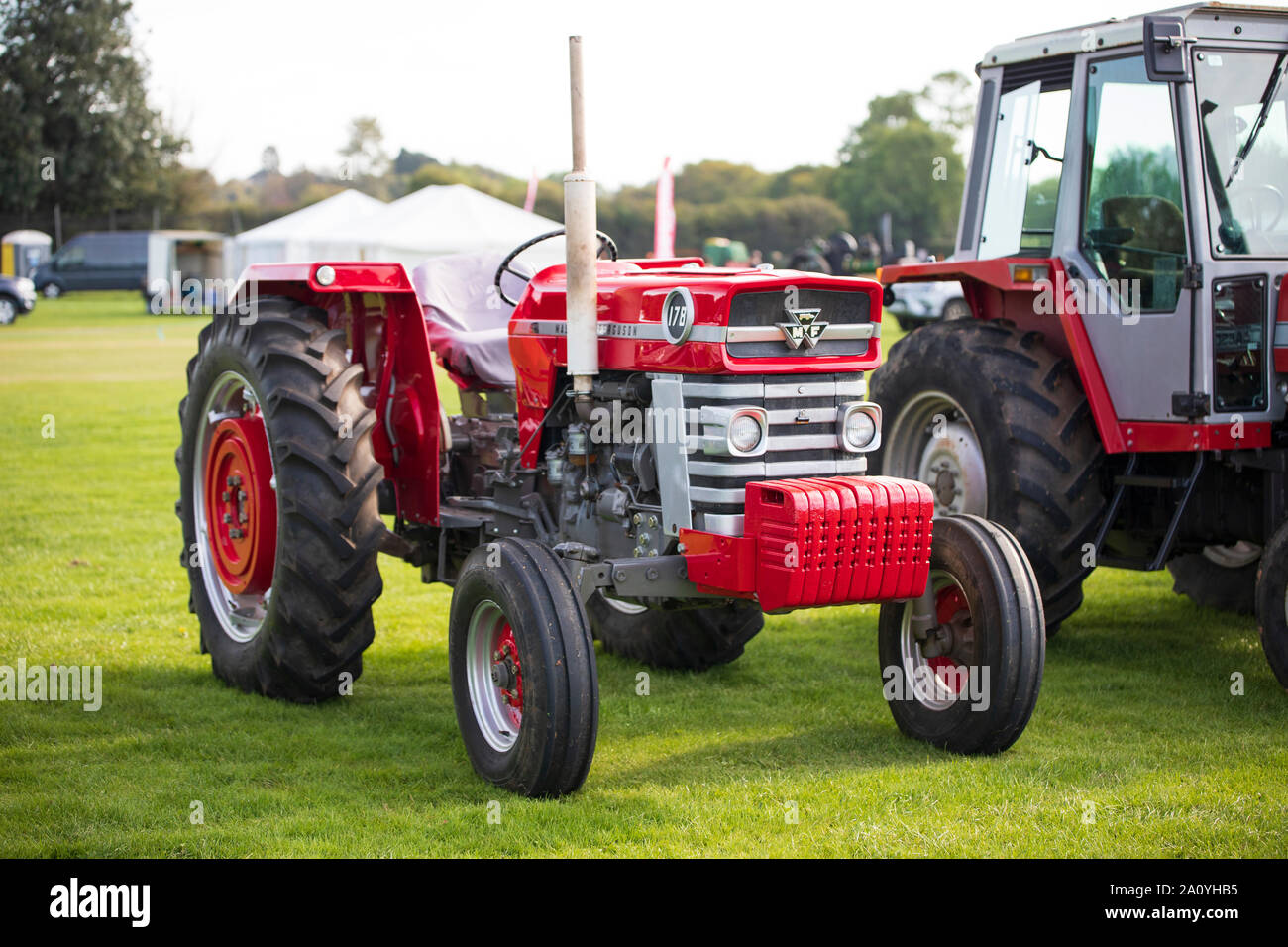 Massey Fergusson 178 Vintage Tractor, 1971, OJT 379J at the Chew Stoke ...