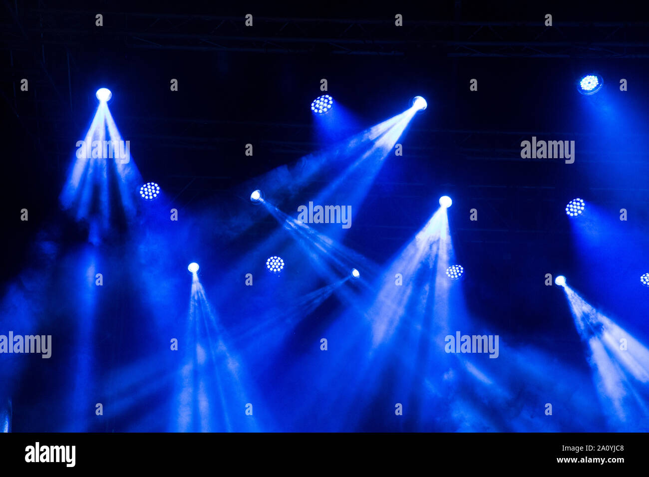 Stage with spotlight hi-res stock photography and images - Alamy