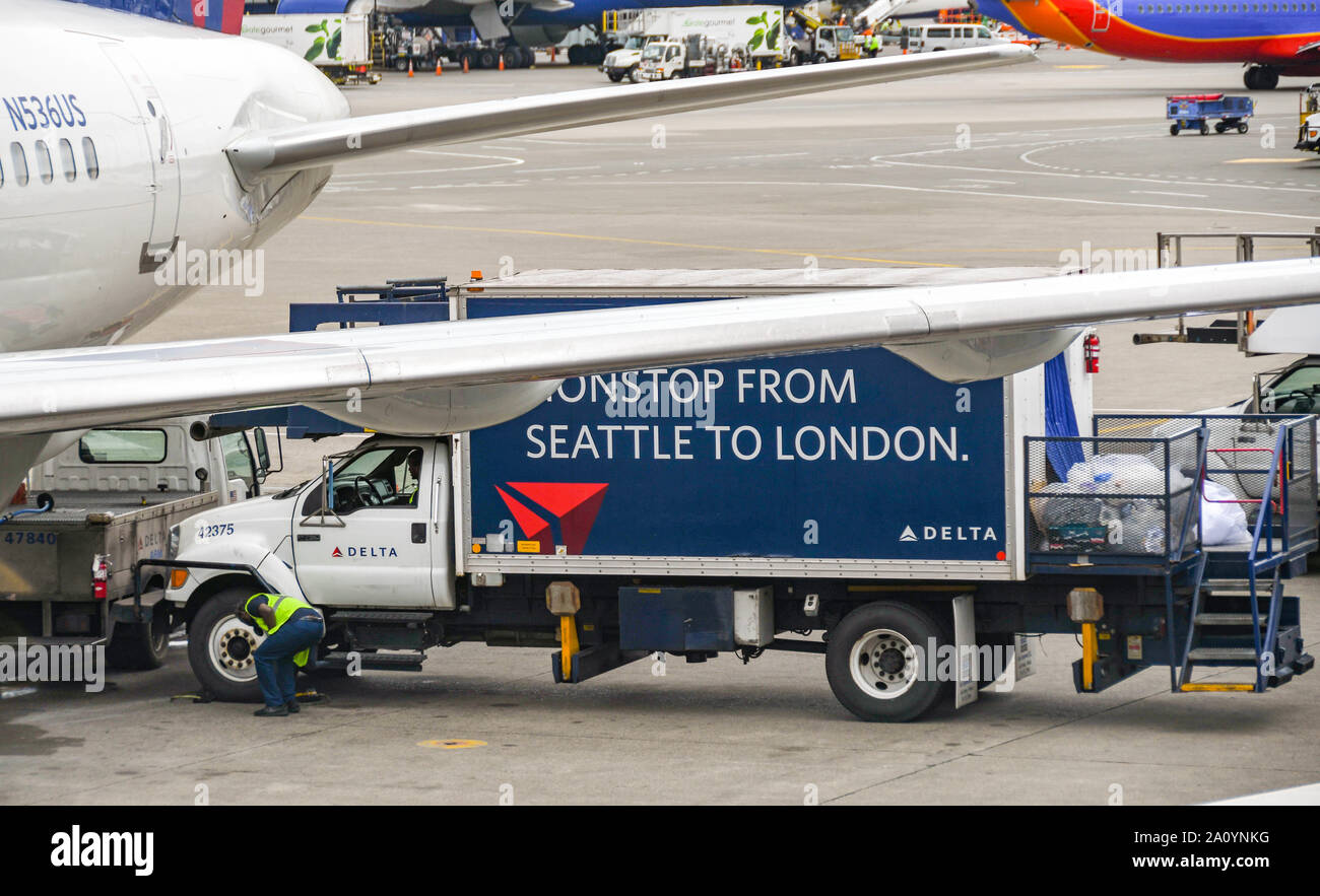 SEATTLE TACOMA AIRPORT, WA, USA - JUNE 2018: Truck delivering supplies ...