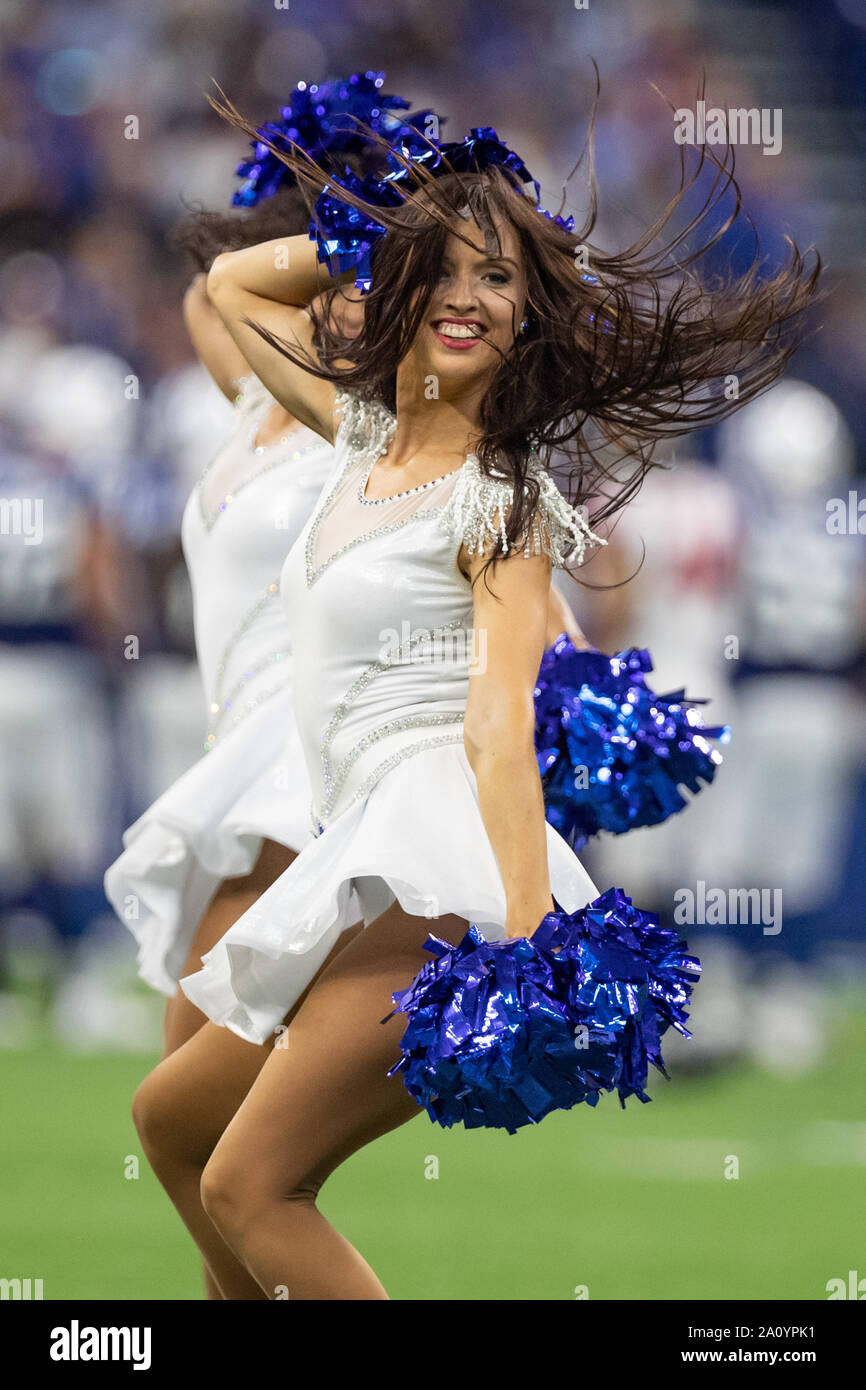 Colts cheerleader hi-res stock photography and images - Alamy