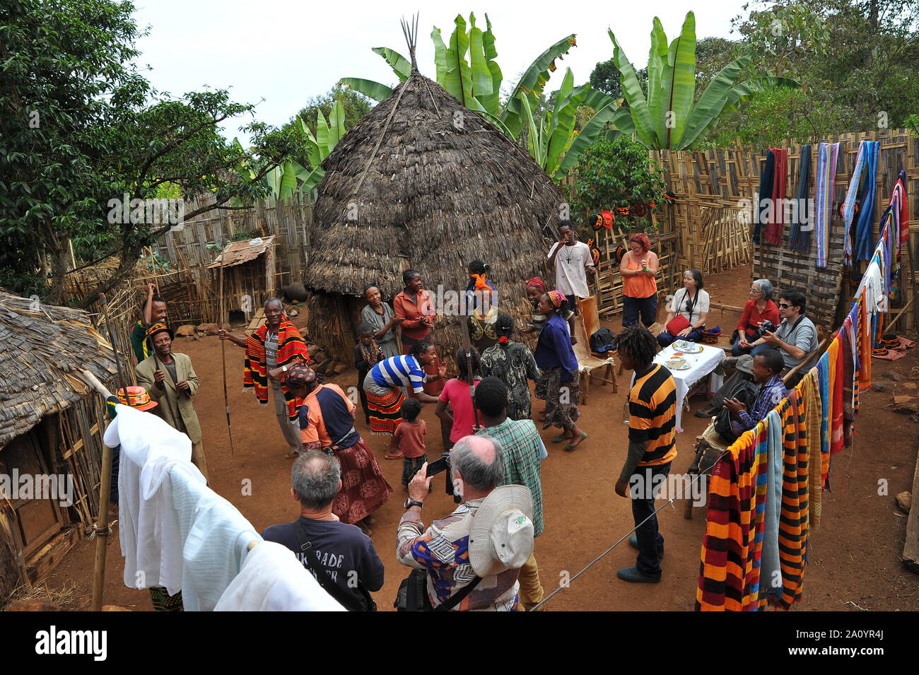 Dorze tribe hi-res stock photography and images - Alamy