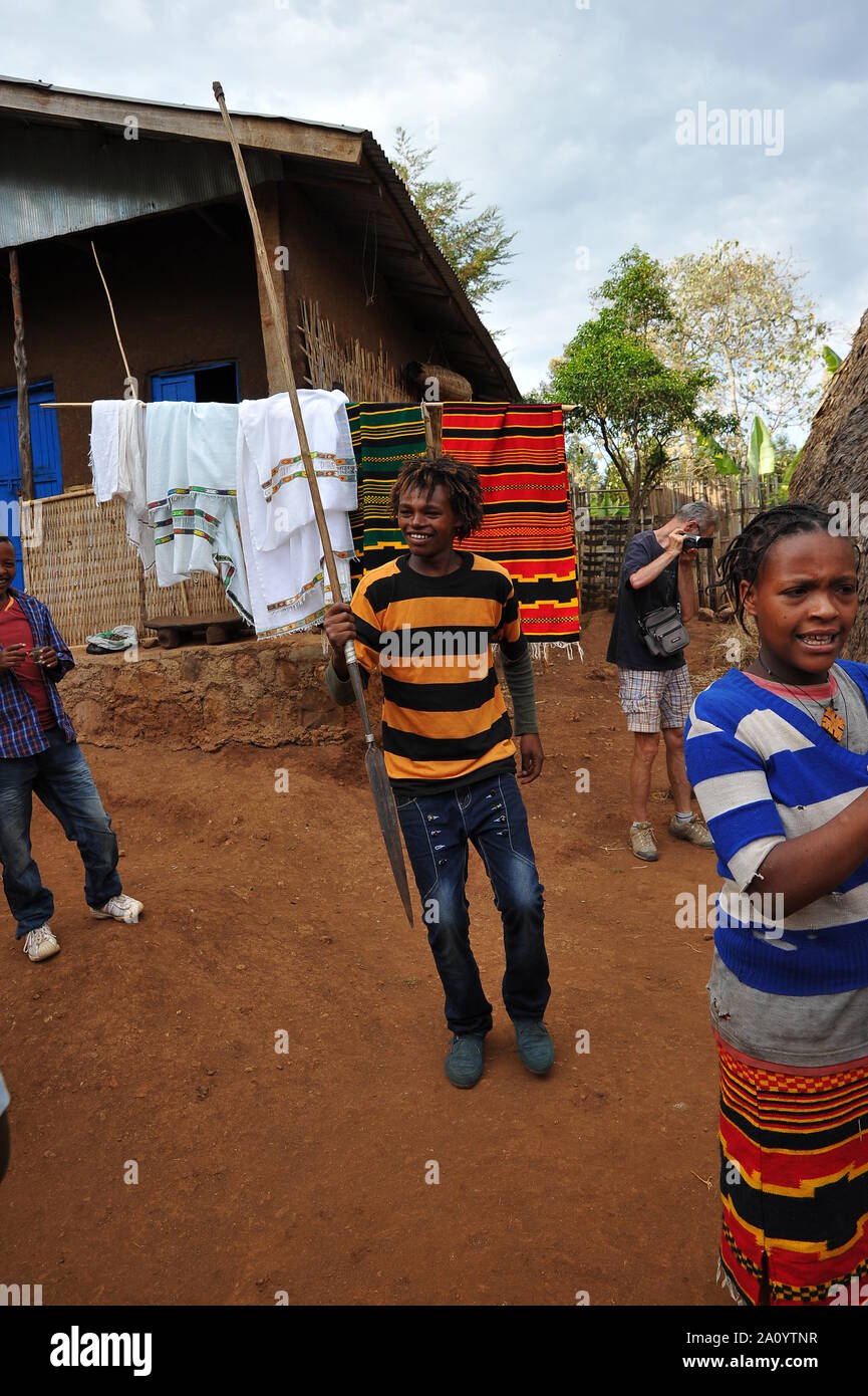 People of Dorze village Stock Photo - Alamy