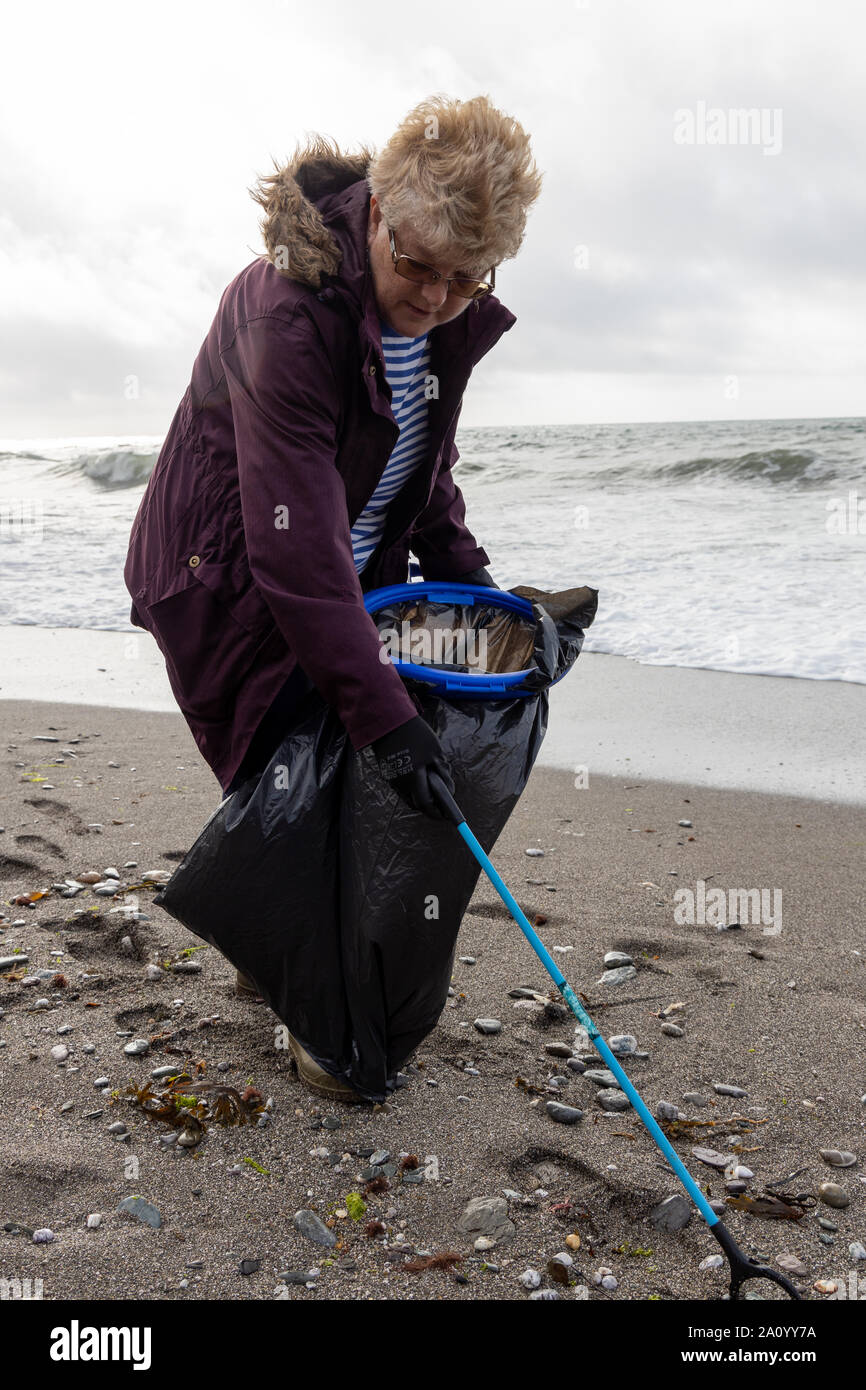 The great british beach clean hi-res stock photography and images - Alamy