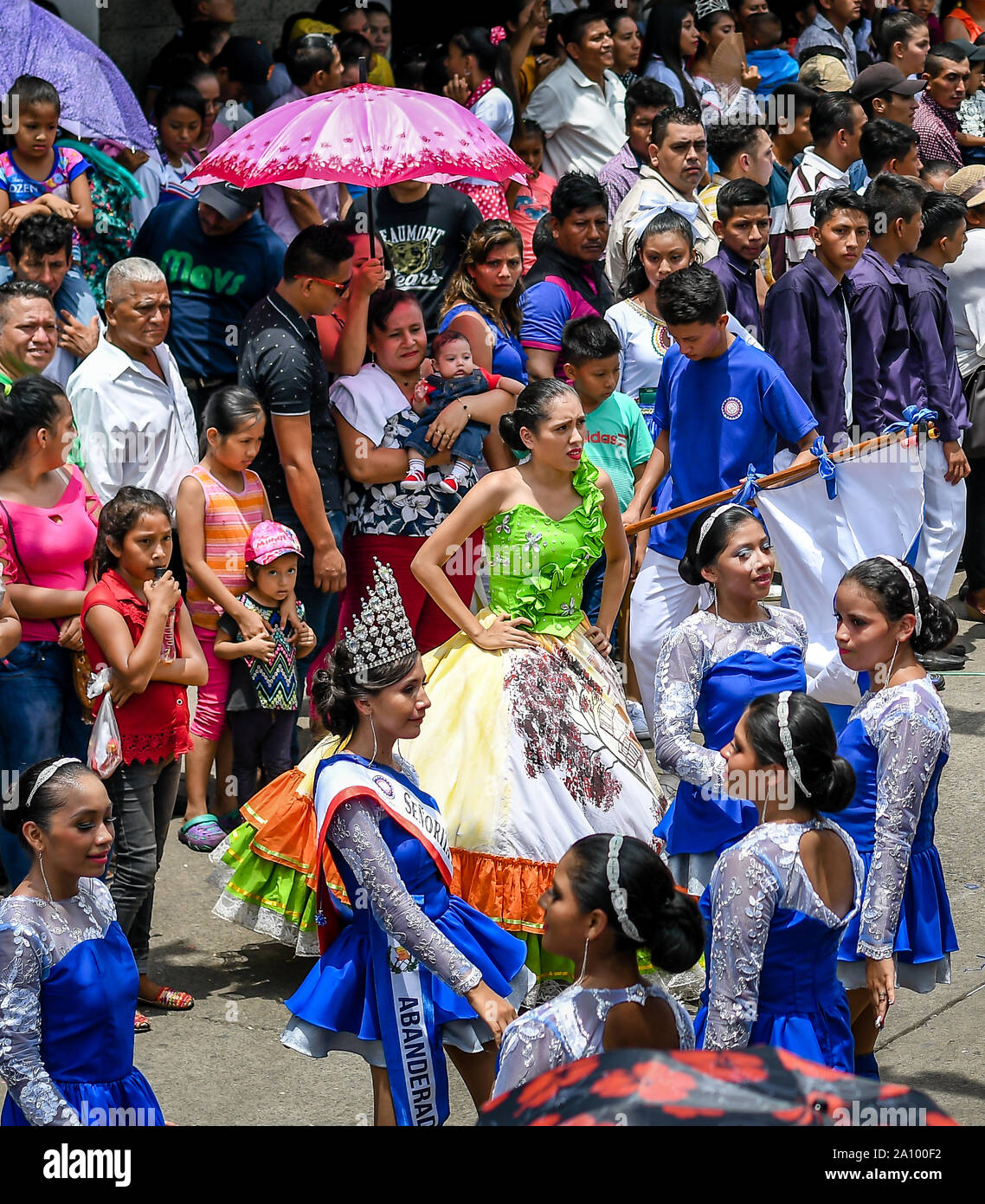latin people walking in Guatemalan independence day parade Stock Photo ...