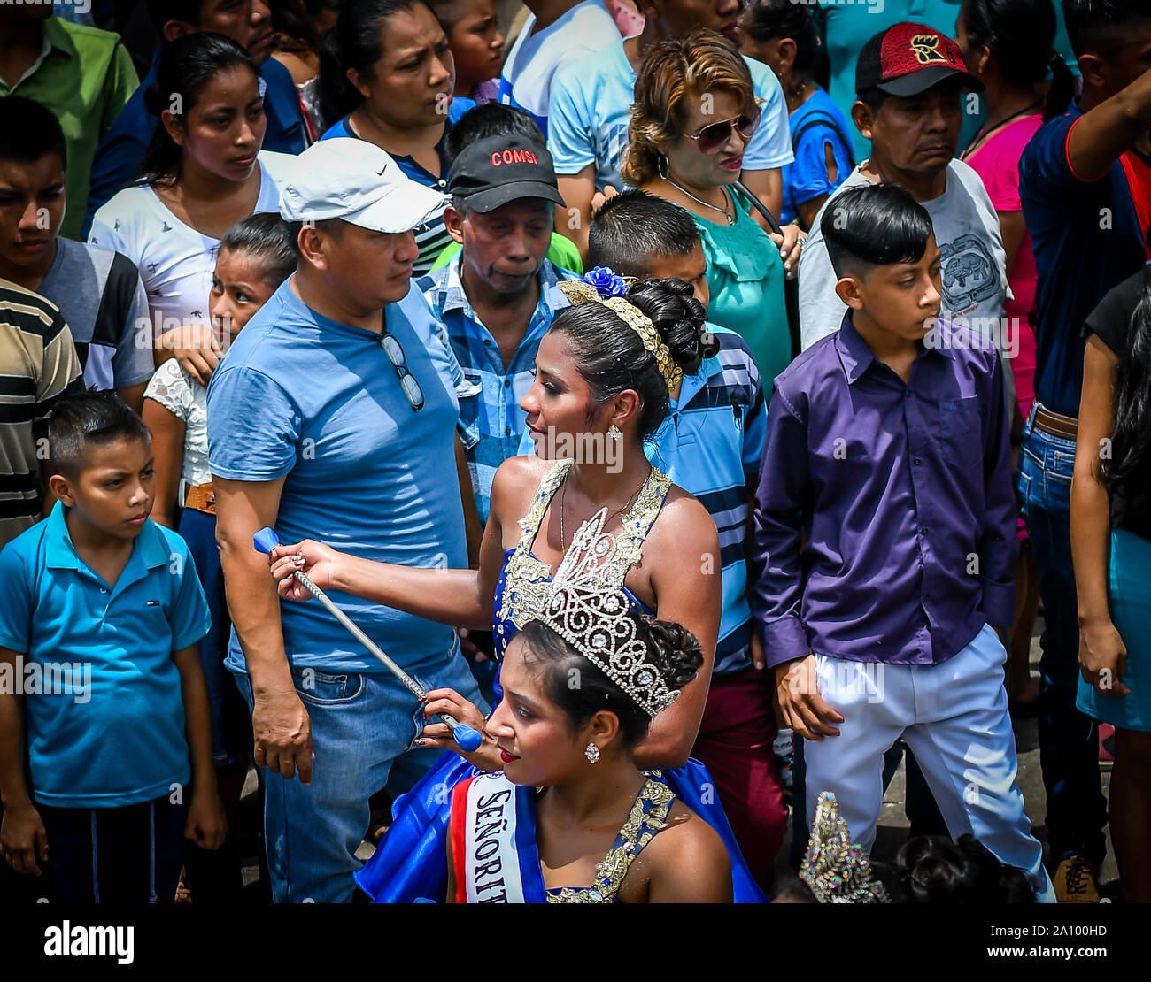 latin people walking in Guatemalan independence day parade Stock Photo ...