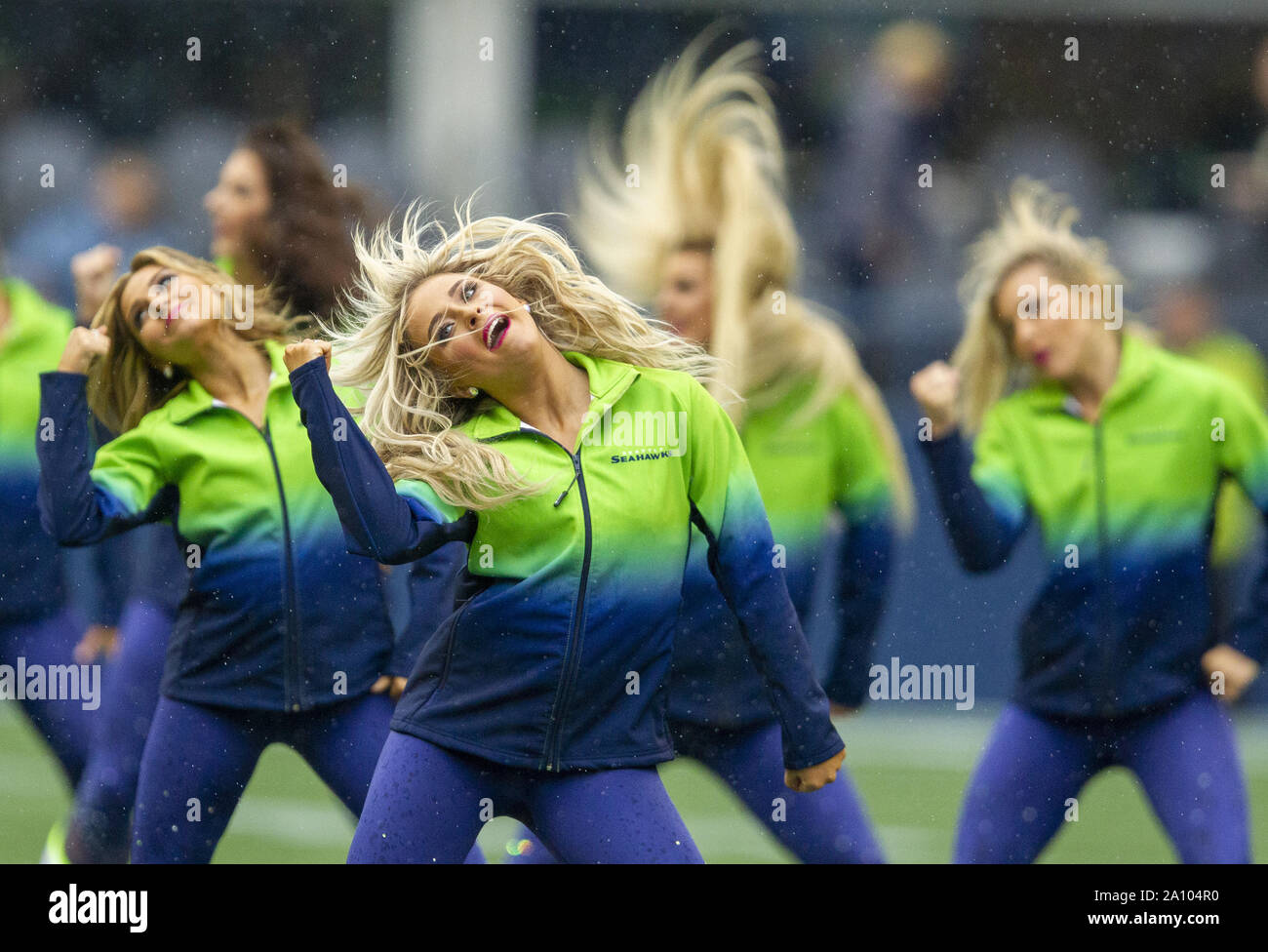 Dance team sports hi-res stock photography and images - Alamy