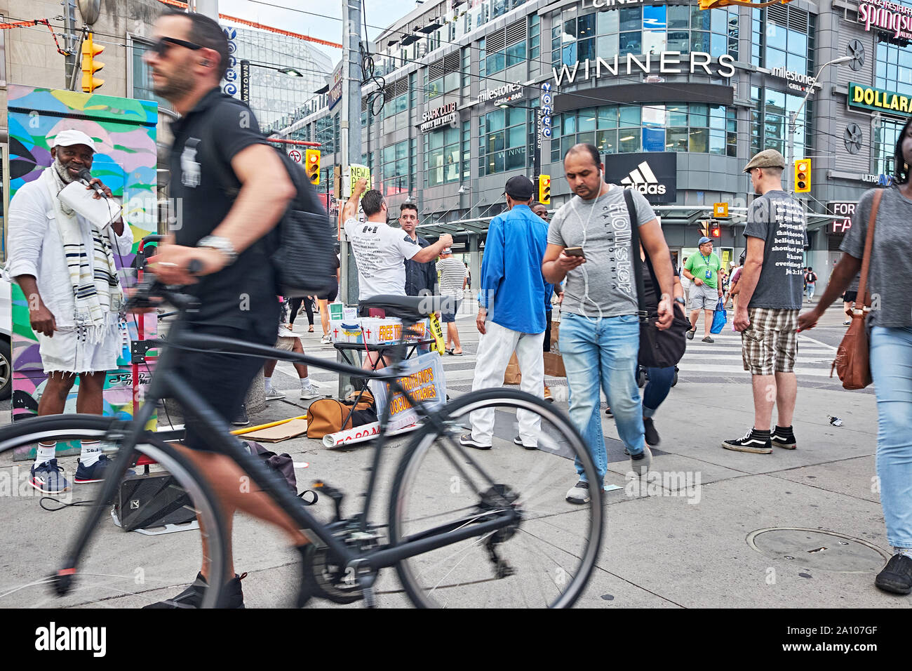 Yonge Street in Toronto Stock Photo - Alamy