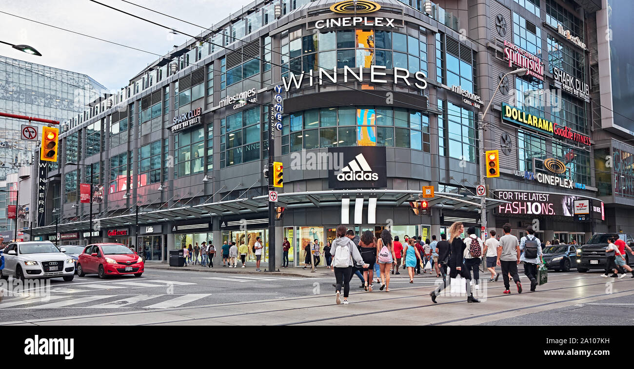 Motion downtown yonge hi-res stock photography and images - Alamy