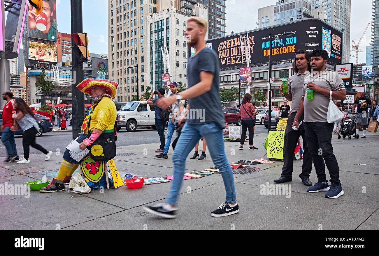 Motion Downtown Yonge High Resolution Stock Photography and Images - Alamy
