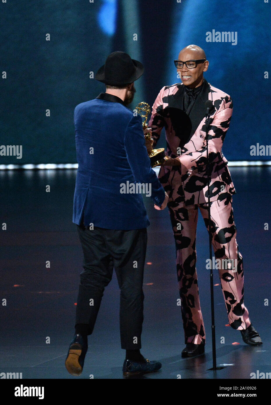 Los Angeles, United States. 22nd Sep, 2019. Johan Renck accepts the ...