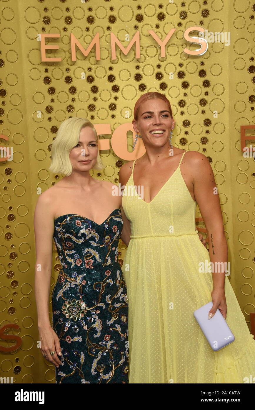 Michelle williams busy philipps hi-res stock photography and images - Alamy