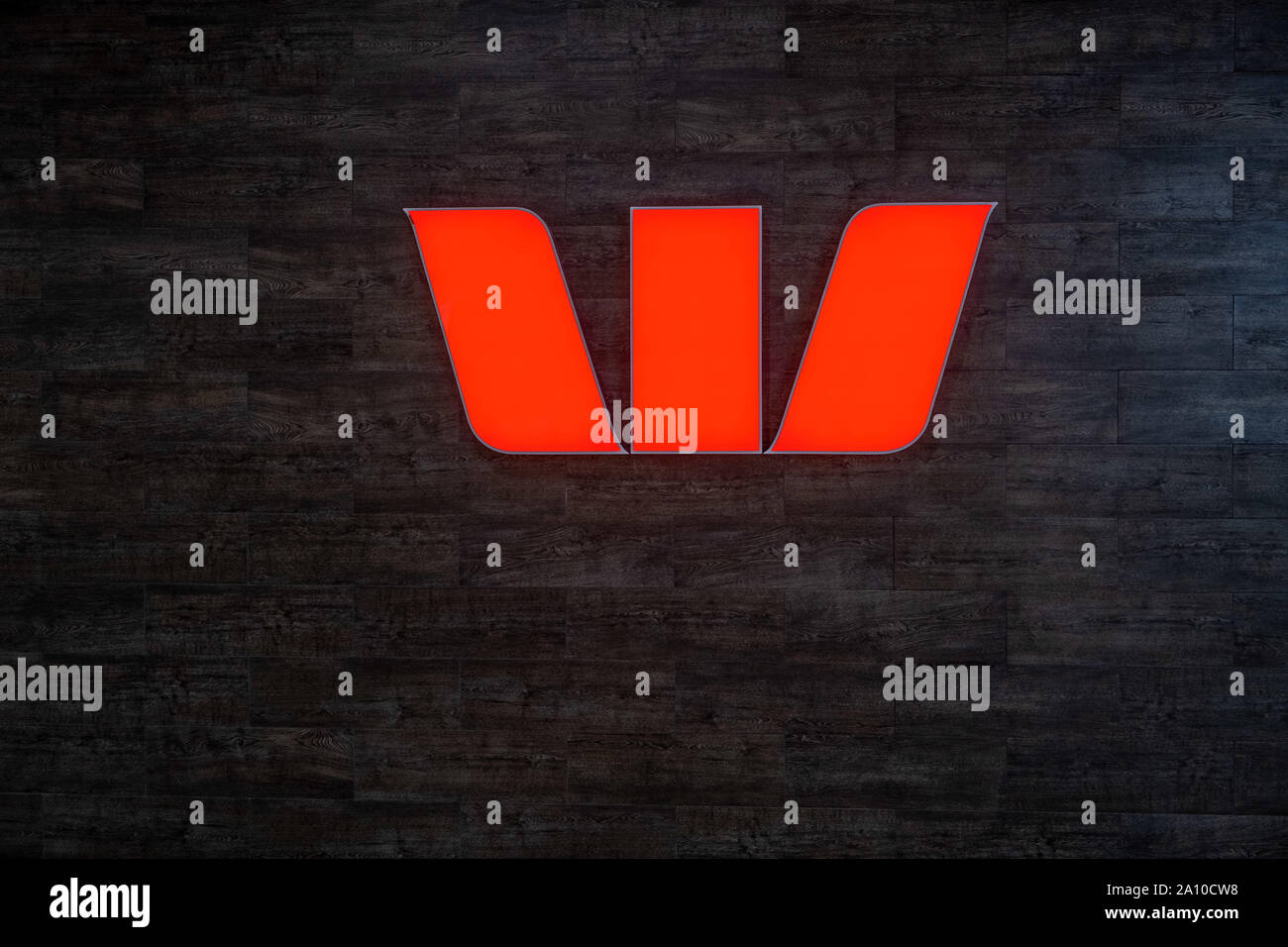 Westpac logo hi-res stock photography and images - Alamy