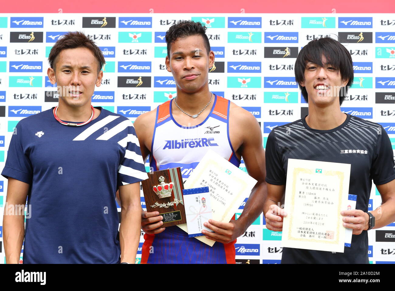Osaka, Japan. 22nd Sep, 2019. (L-R) Wataru Yazawa, /Anthony Tyrell ...