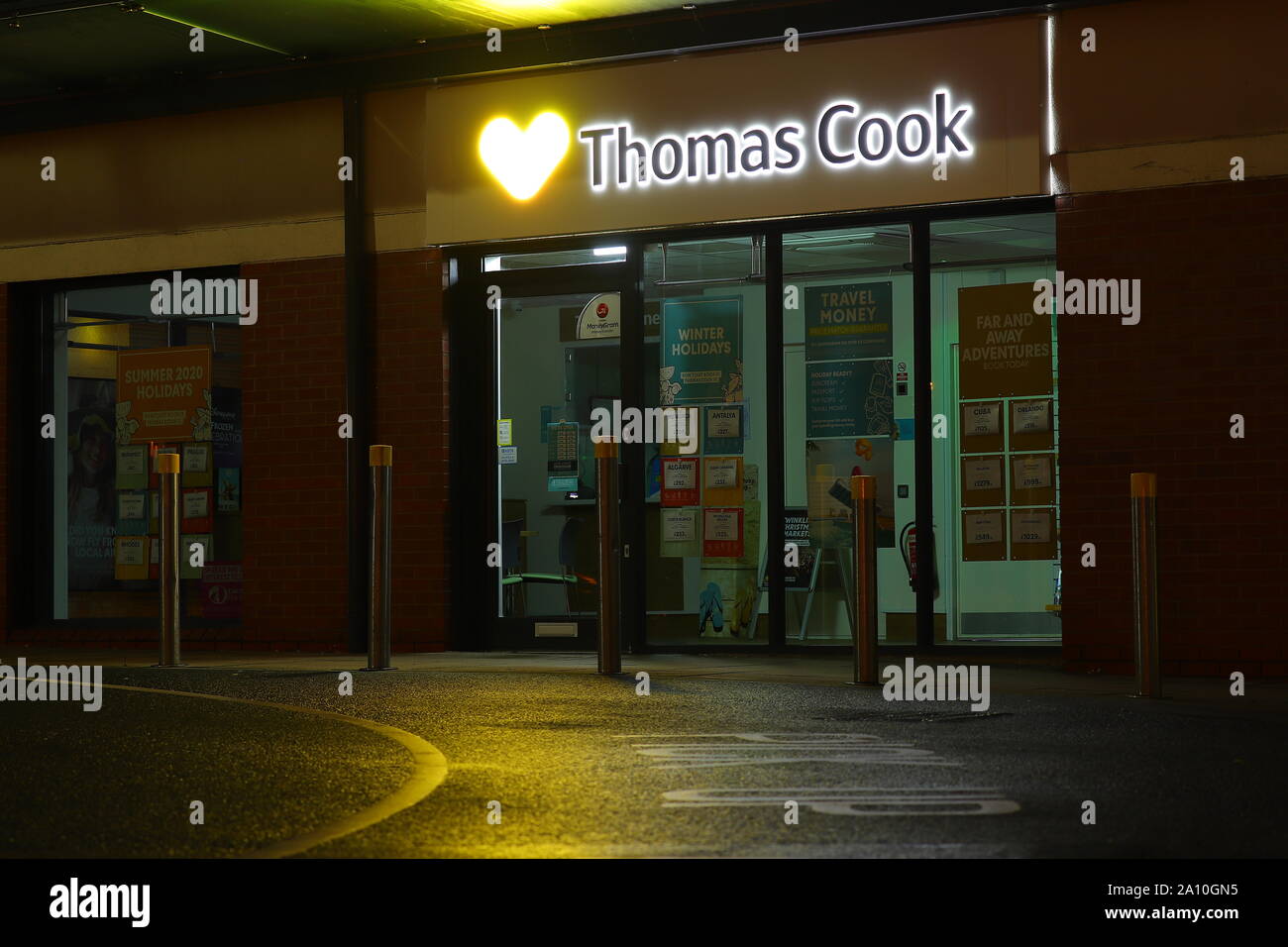 Rothwell branch of Thomas Cook on the day the tour operator went into ...