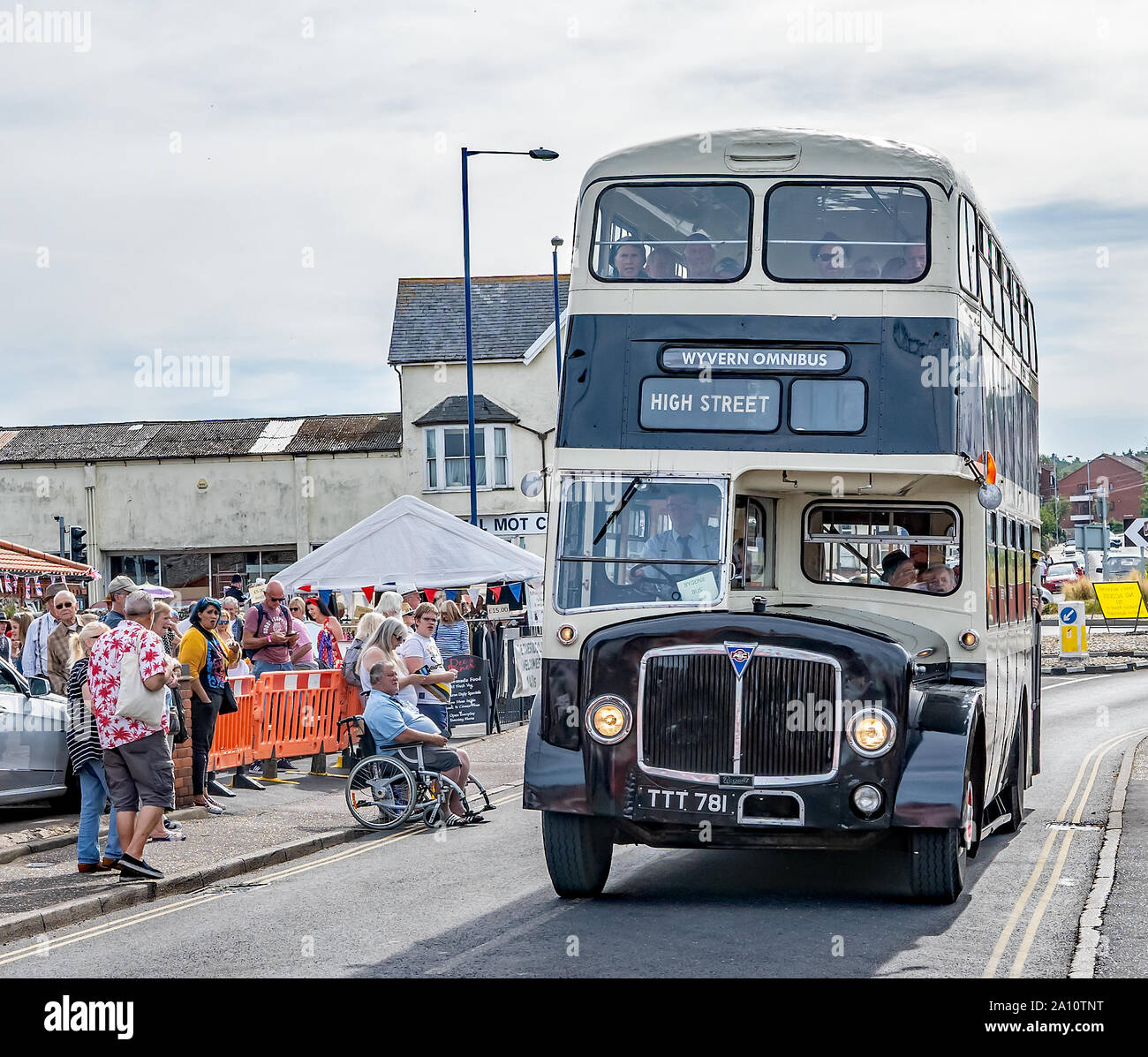 1940s bus hi-res stock photography and images - Alamy