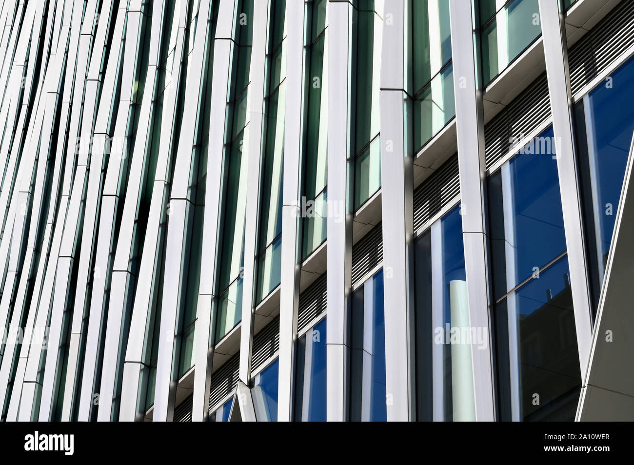 160 victoria street london hi-res stock photography and images - Alamy