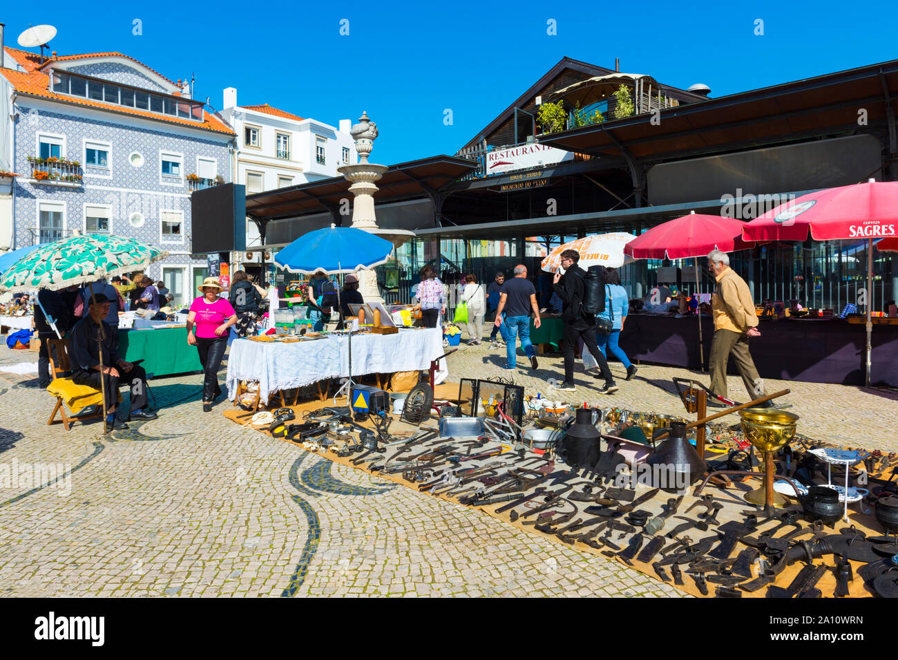 Old fashioned market stall hi-res stock photography and images - Alamy