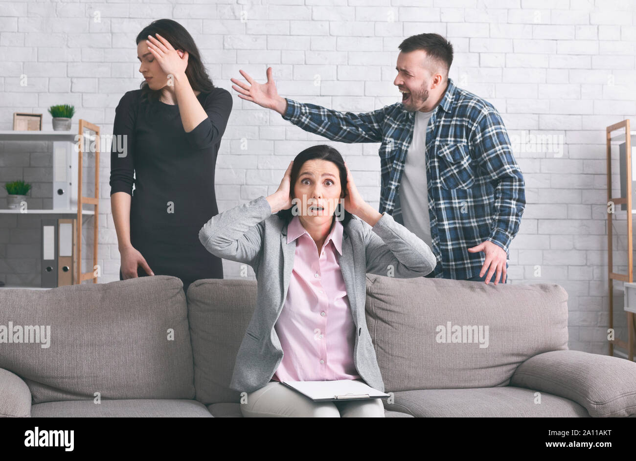 Arguing argument breakdown arguing argument breakdown disagreement hi ...